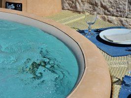 De mooiste vakantiehuisjes met jacuzzi in Nederland | DIK.NL